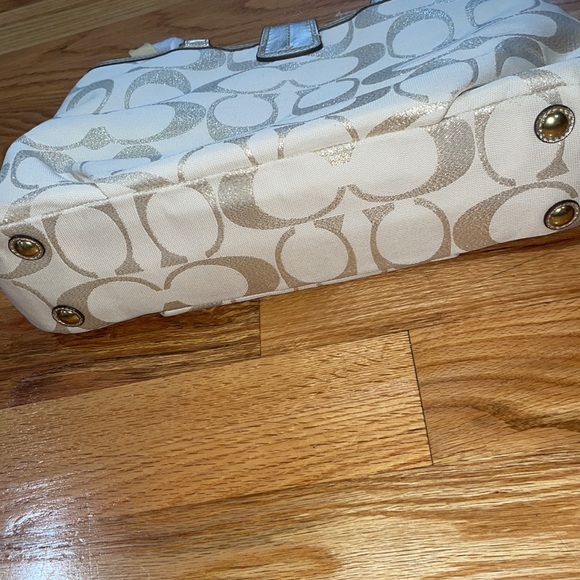Coach | Bags | New Coach Soho Signature Metallic Carryall Purse Bag ...